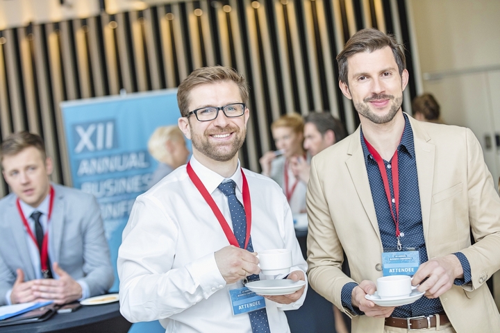 5 Tips To Create ID Cards At Work The Sticky And Sweet
